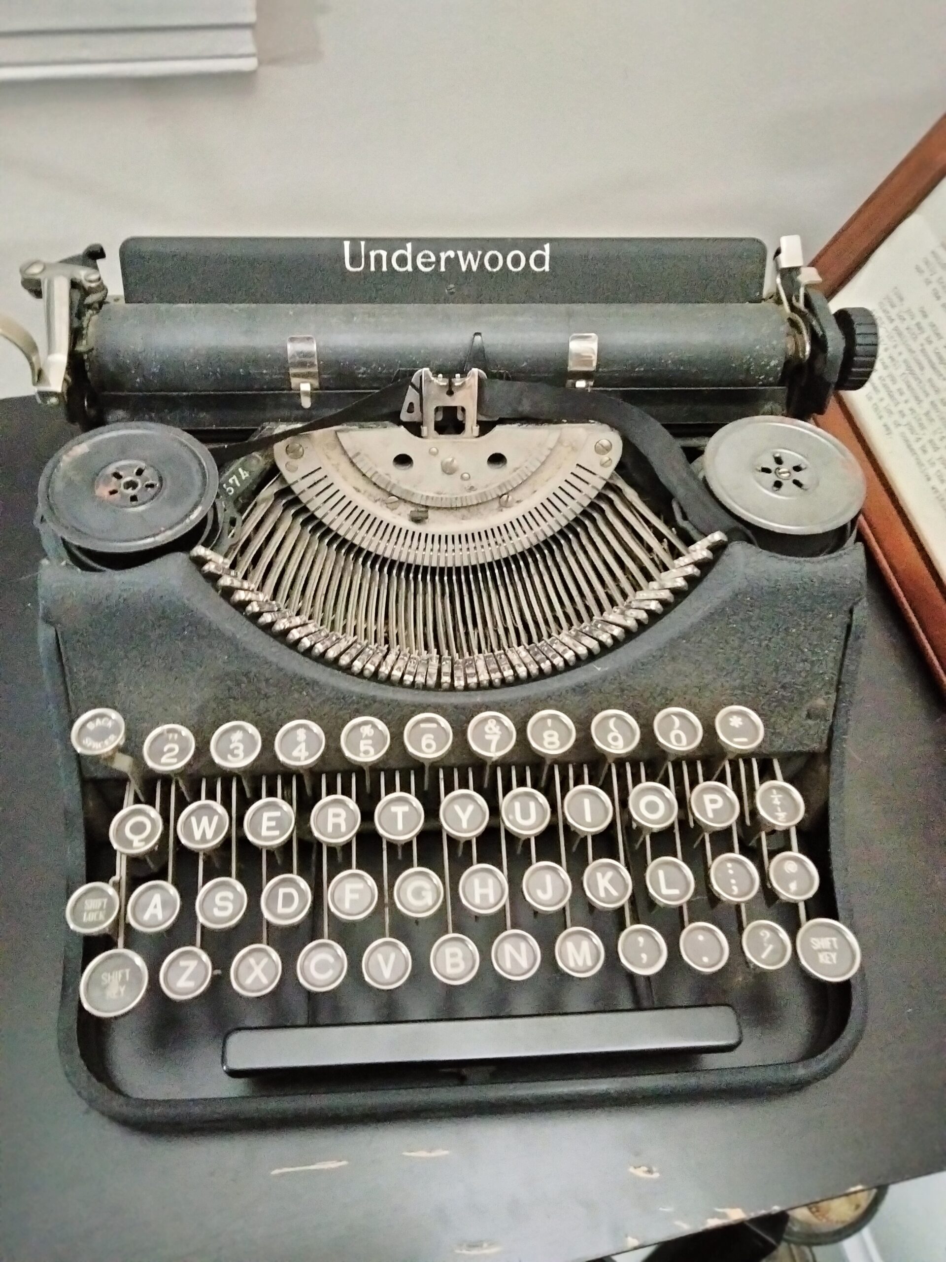 Three Reasons Writers Today Should Use a Typewriter