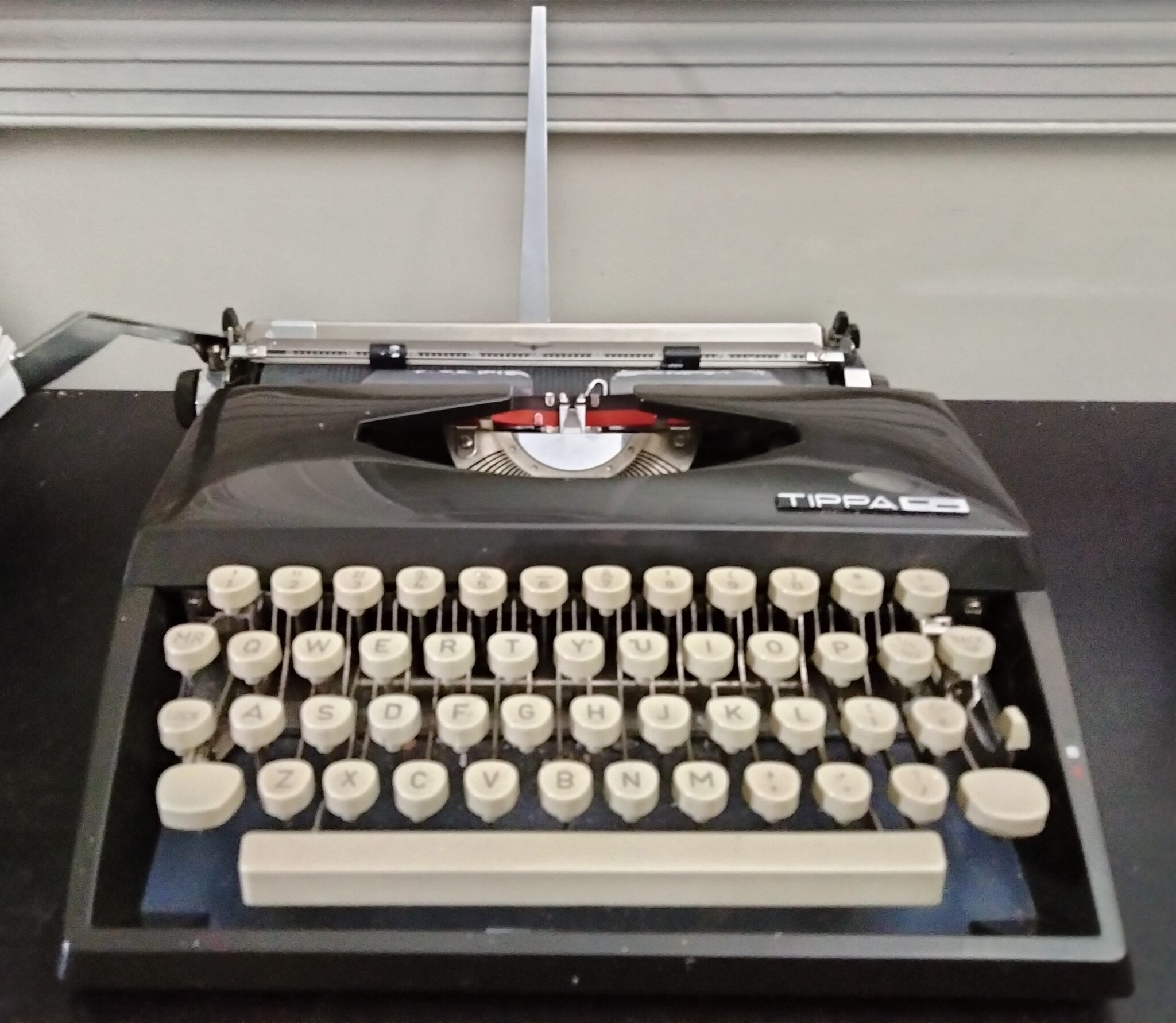 Three Reasons Writers Today Should Use a Typewriter – TRUE WRITER BLOG